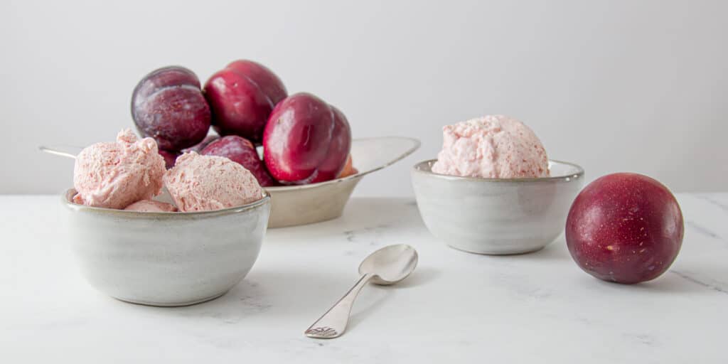 Plum Ice Cream - Coconutmilkideas